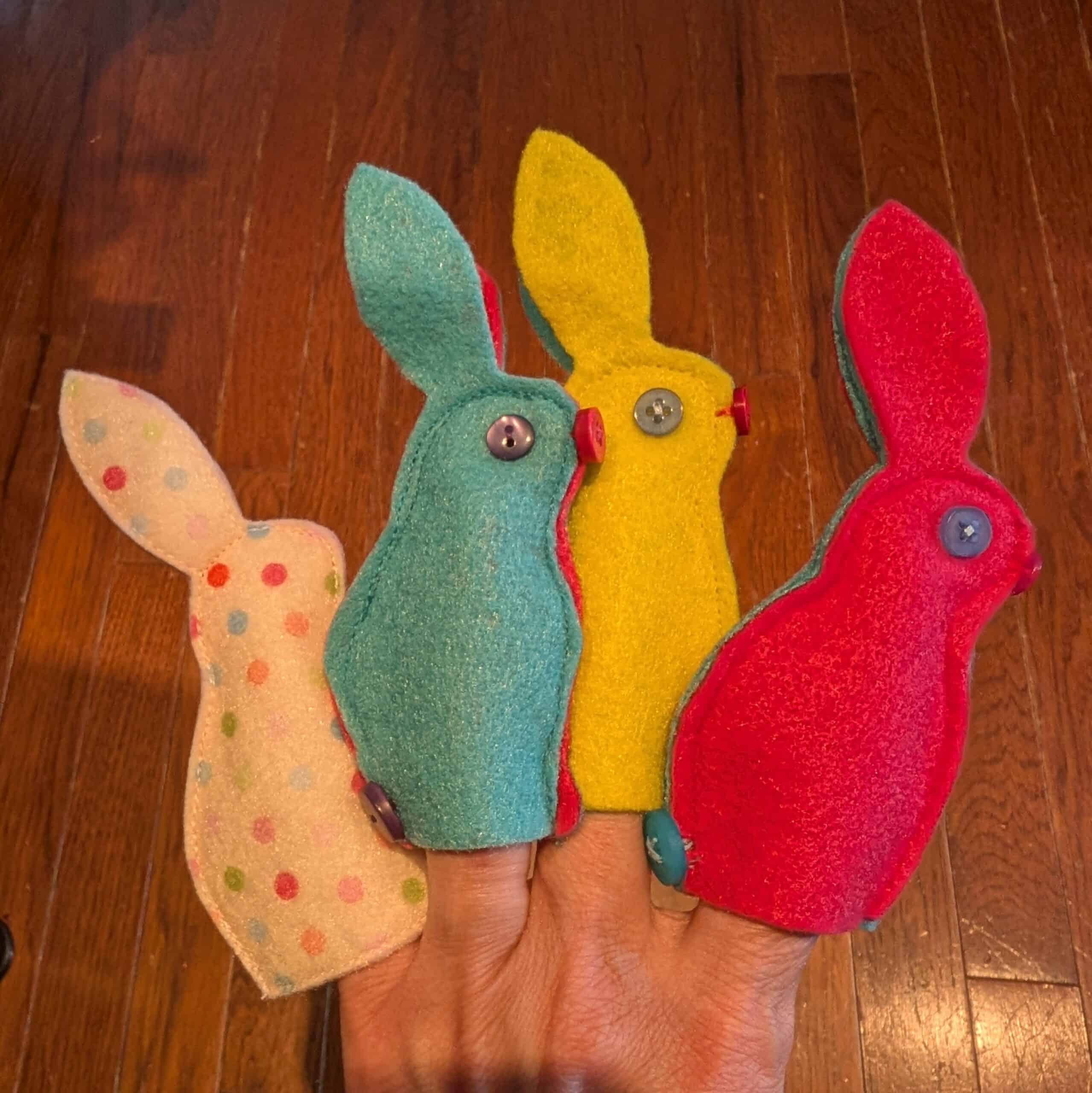 Bunny finger puppet – Crafty Ass Markets